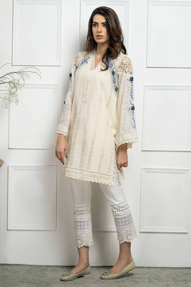 Blue on cream | Farida Hasan