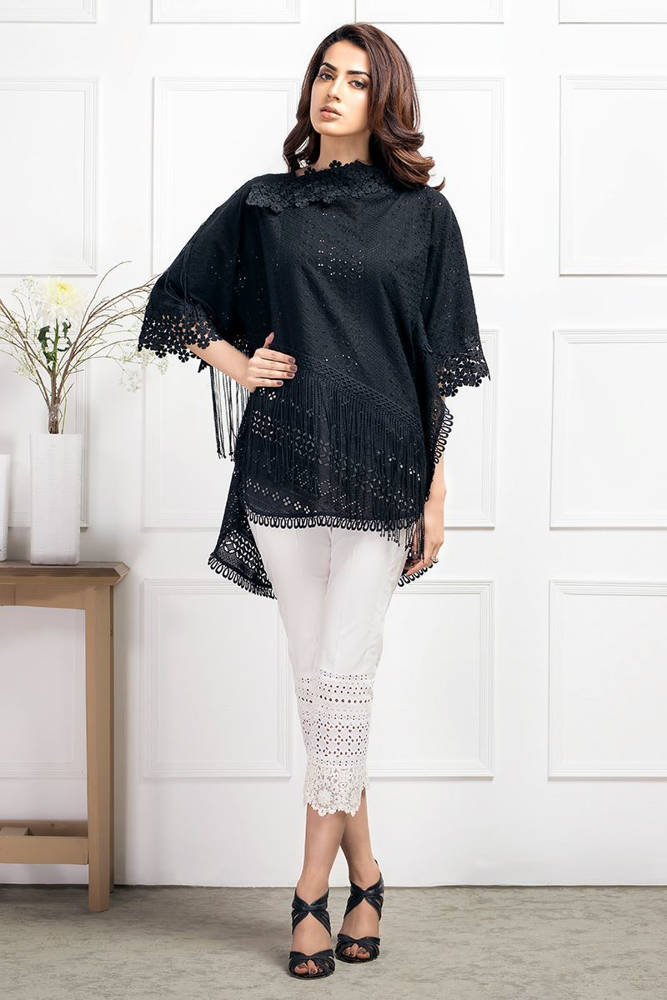 Shabby chic (black) | Farida Hasan