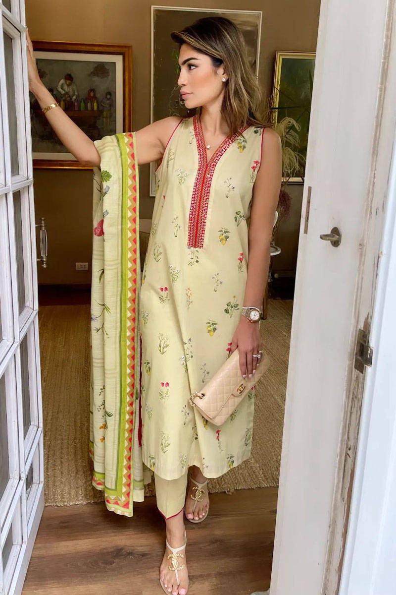 Botanical Basic | Farida Hasan