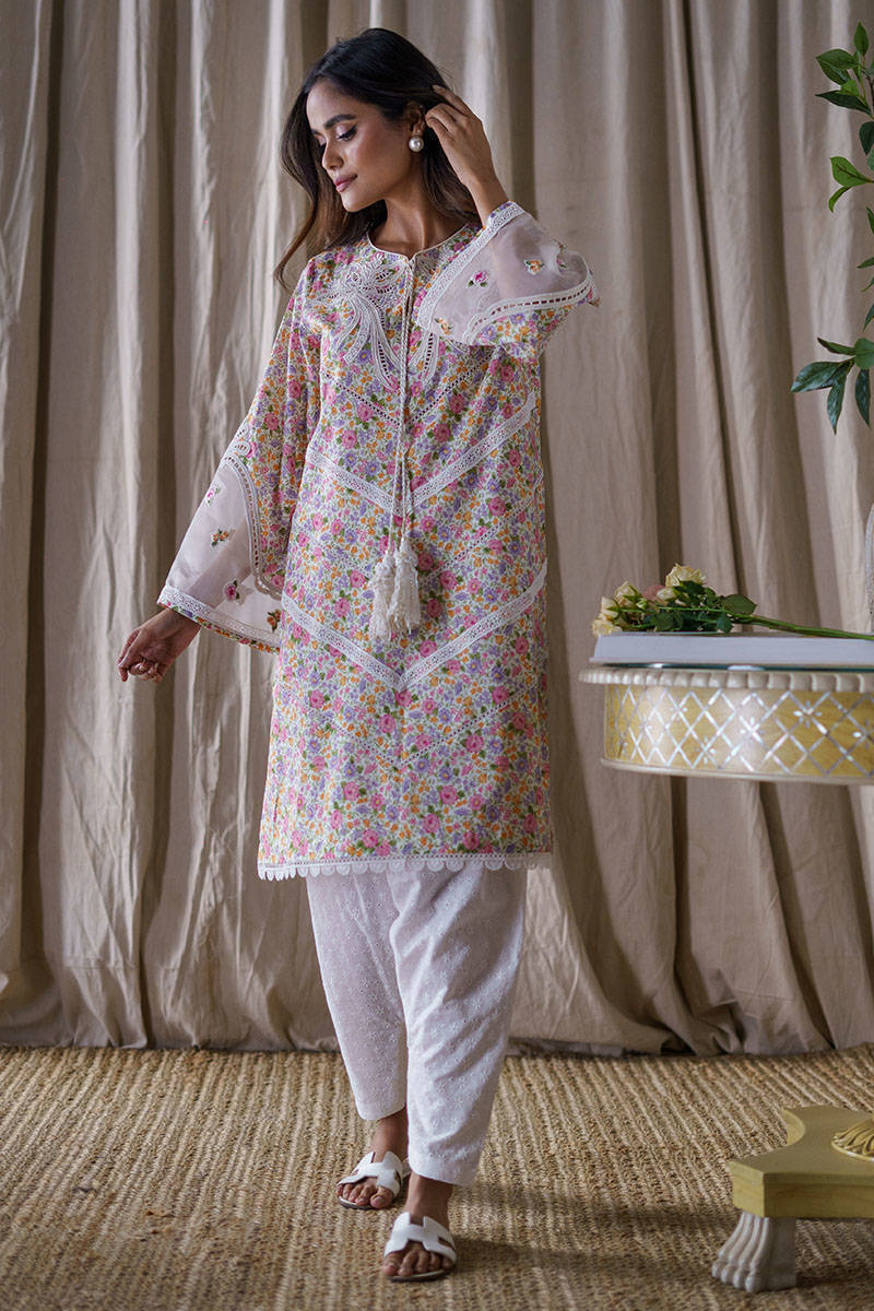 Dainty Floral | Farida Hasan